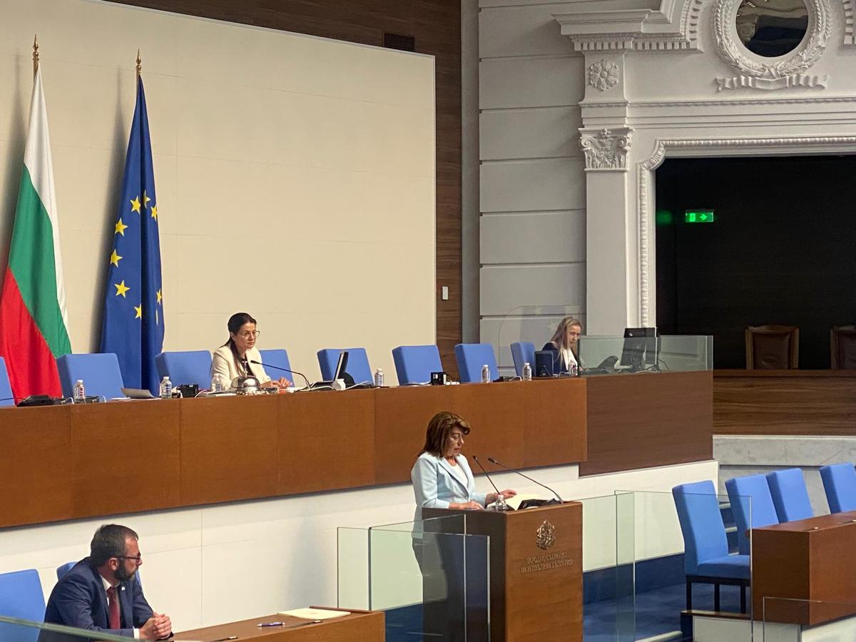 До края на годината започва строителството на още 4 участъка от АМ „Хемус“ завършва